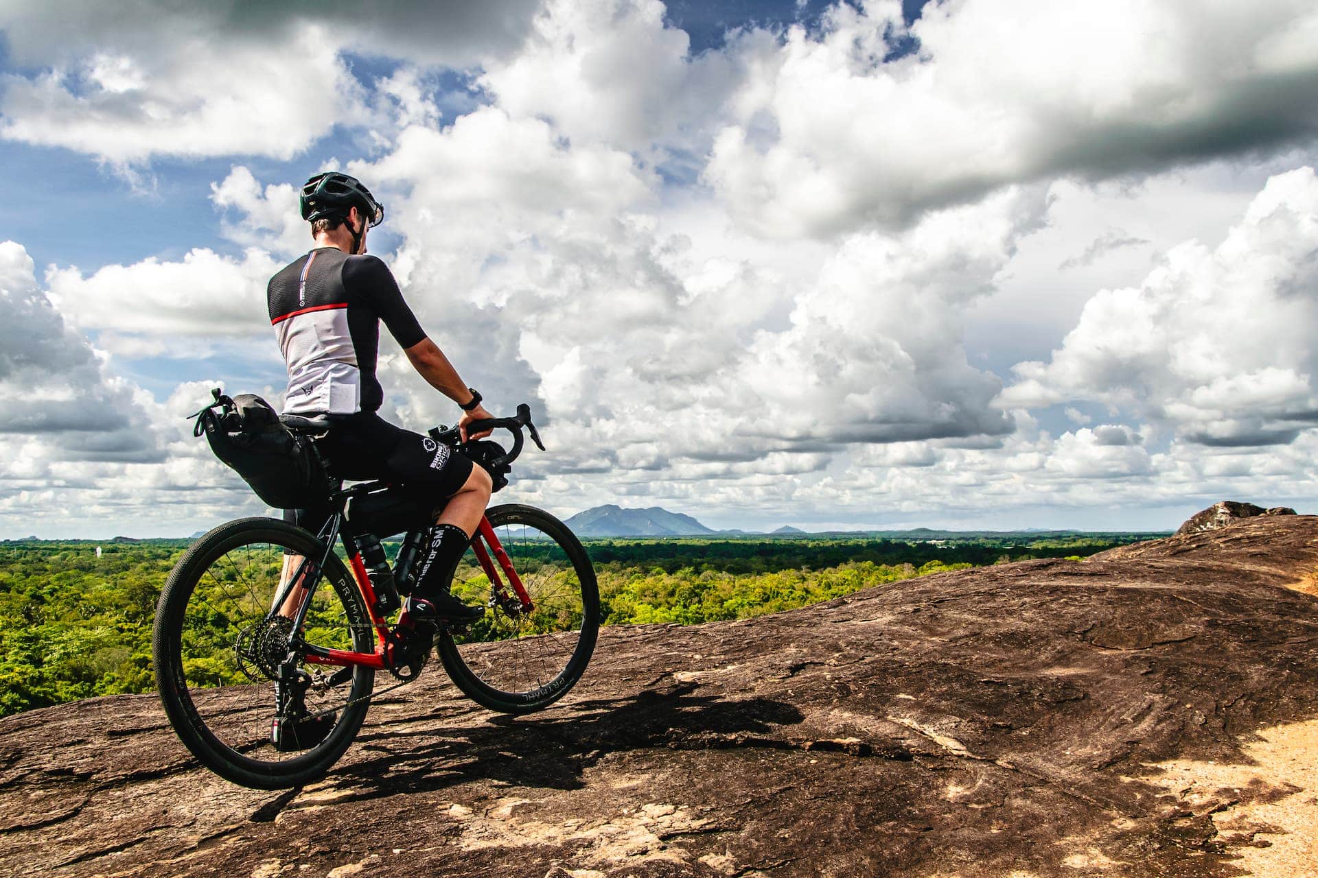 Comment choisir les braquets de son vélo de route ? Origine Cyclist House