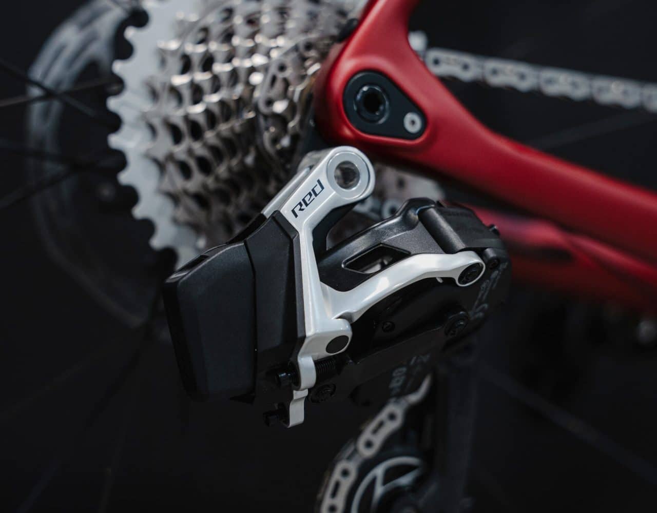 Quel groupe SRAM AXS choisir entre Red, Force, Rival et Apex