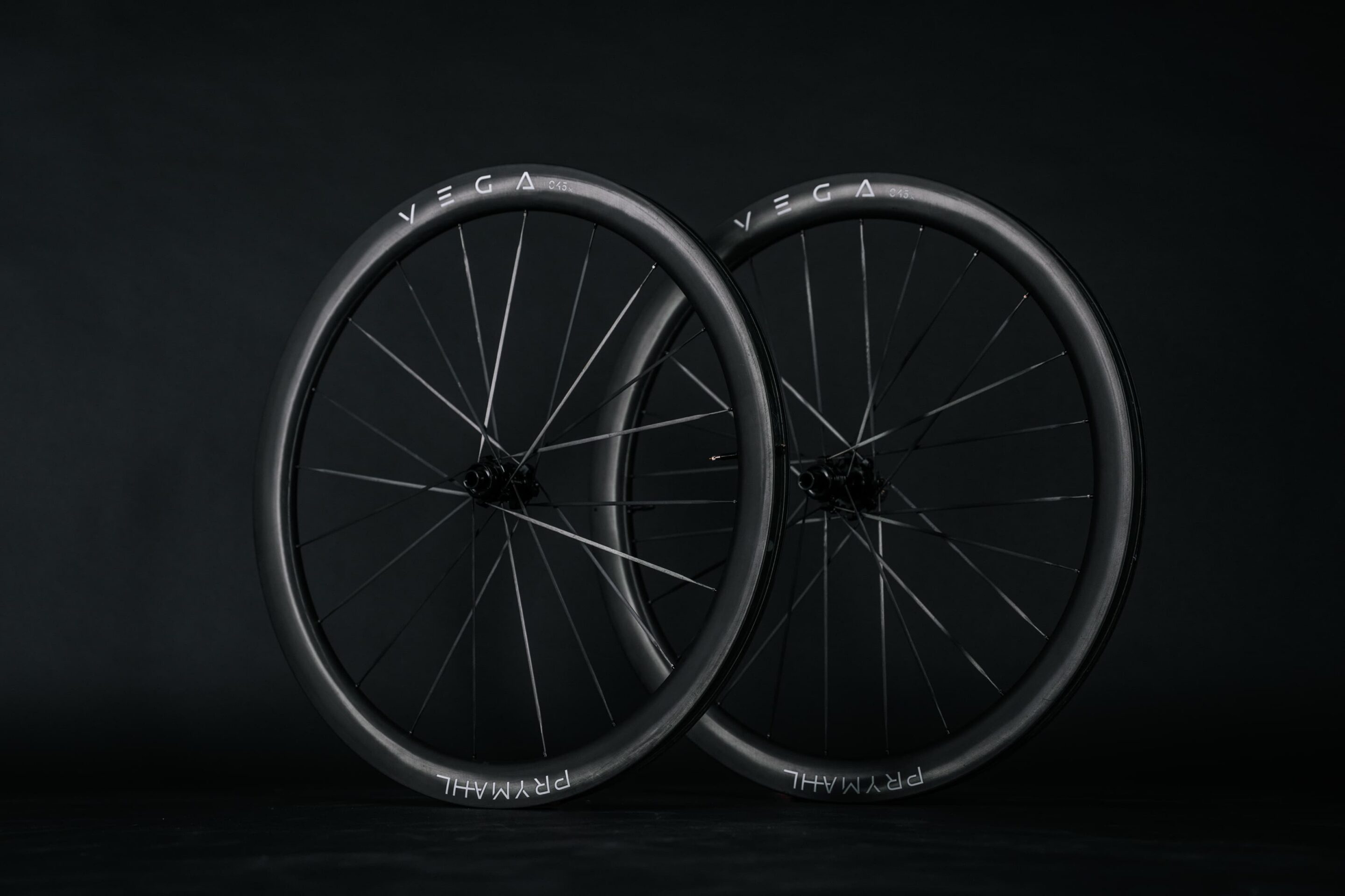 Nouveaux groupes Force AXS E1 2025 et Rival AXS